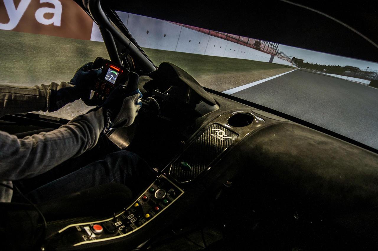 Photo 3 - Tout est mis en œuvre pour renforcer l'immersion du pilote ...