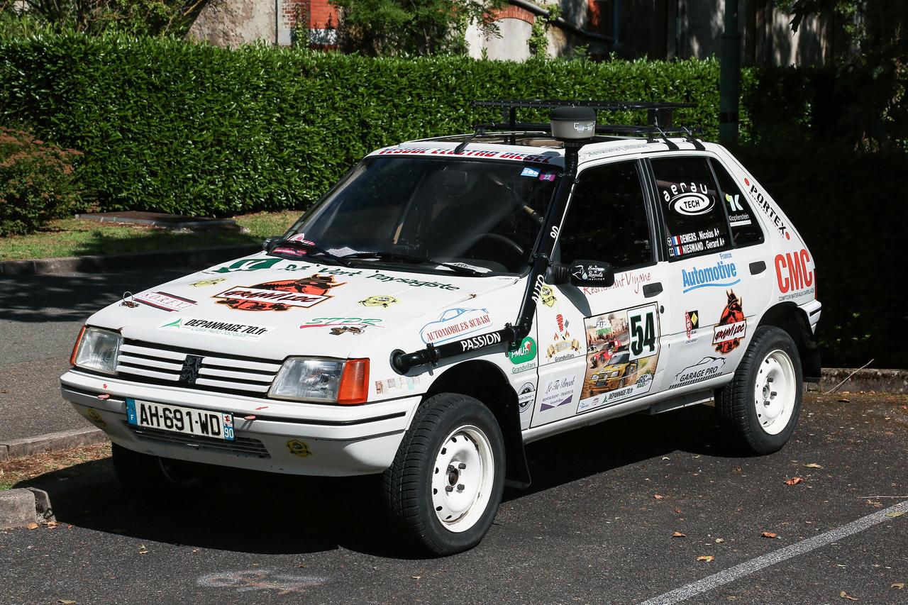 Photo 17 - Peugeot 205 Africa Raid - 40 ans de la Peugeot 205 : 750 ...