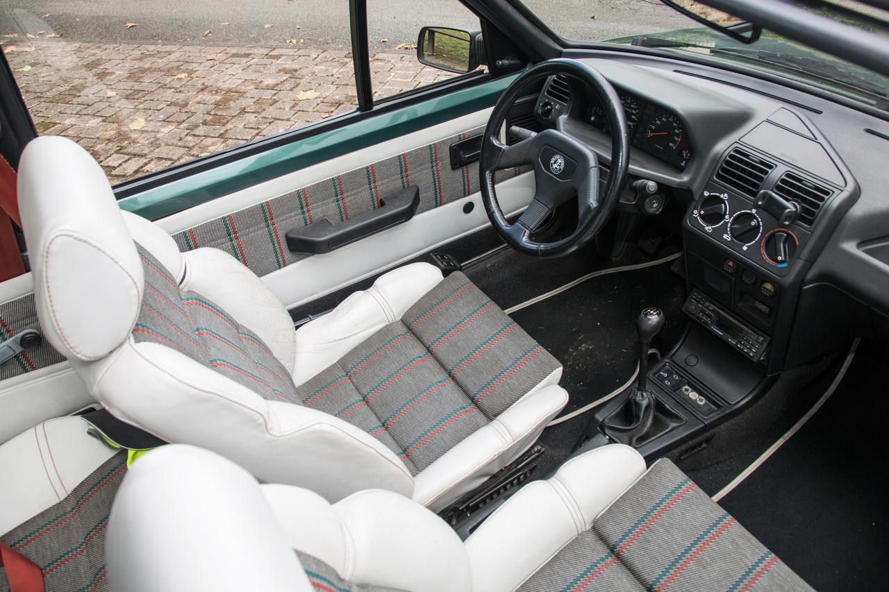 Photo 14 - intérieur Peugeot 205 Roland Garros - 40 ans de Peugeot 205 : la reine des séries ...