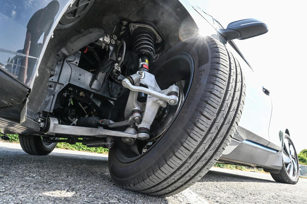 Diaporama et photos - ZF EasyTurn. On a testé le système qui fait ...