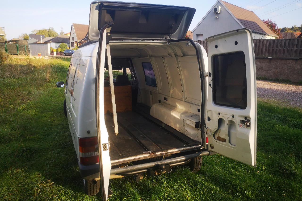 Diaporama et photos - Citroën C15.6. Retour sur l'inédite version à 6 ...