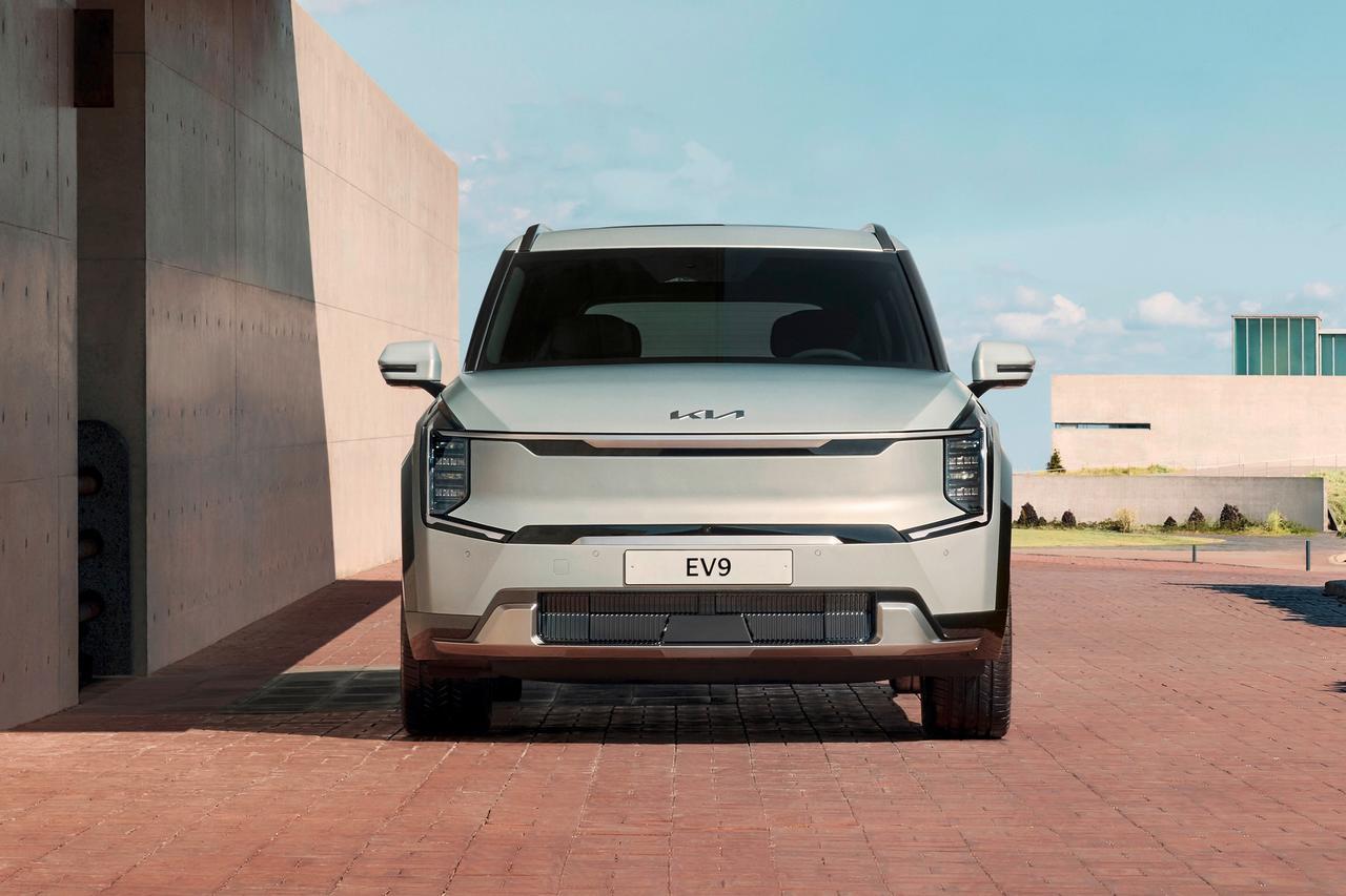 Photo 4 - Kia réinterprète sa "Tiger Face" à l ère de l électrique ...