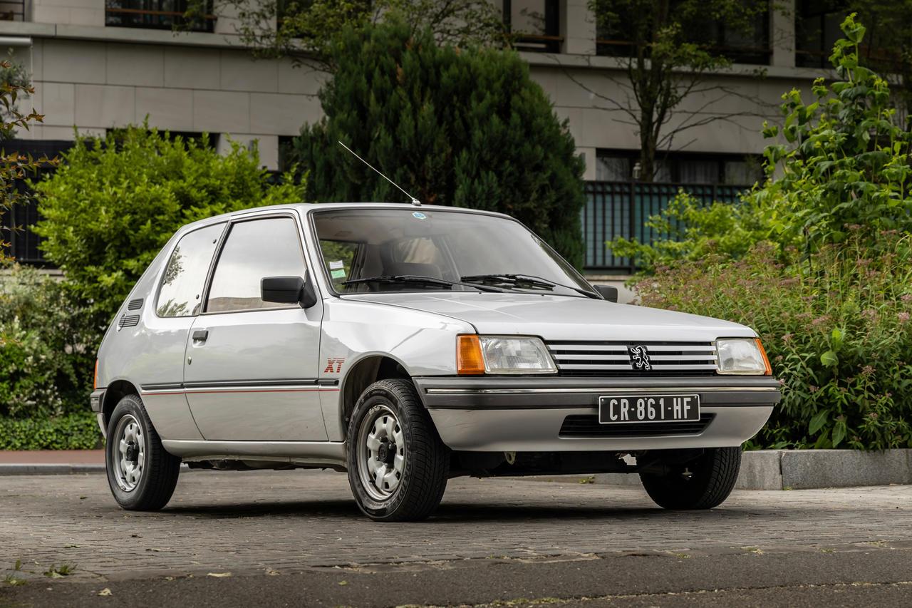 Photo 5 - Essai rétro Peugeot 205 XT et CTI. Il n'y a pas que la GTI dans la vie