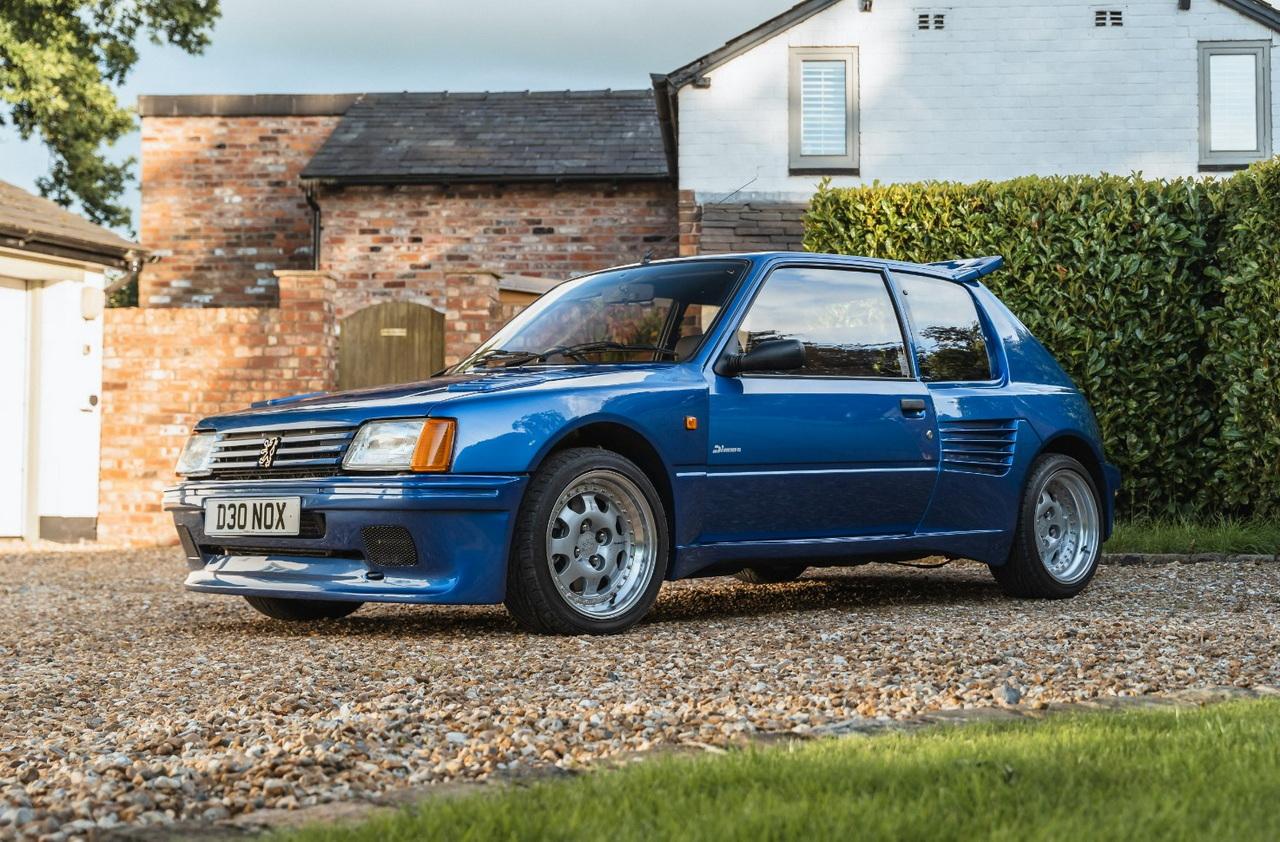 Une rare Peugeot 205 GTI Dimma à vendre aux enchères