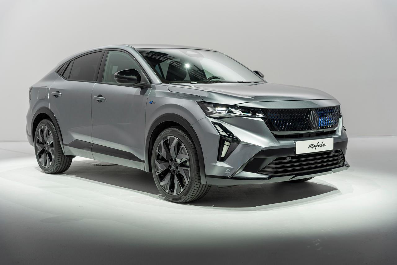 Photo 3 - Il possède les attributs du SUV Coupé avec sa ligne de toit ...