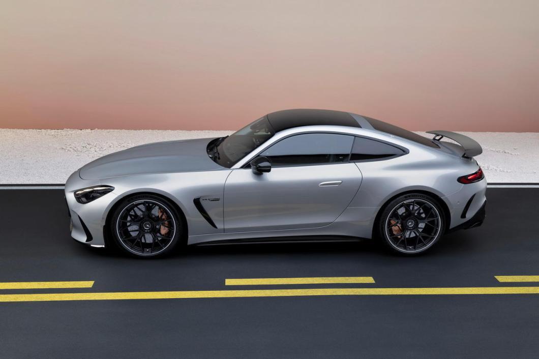 Mercedes-AMG GT (2023). Le plein d’infos grâce aux premières sorties du coupé