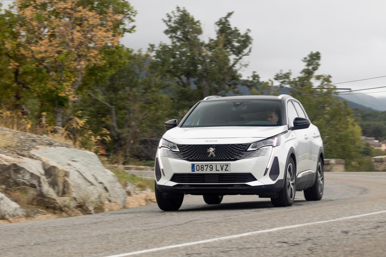 Essai Peugeot 3008 Hybrid 136 (2023). Que vaut le nouvel hybride de ...