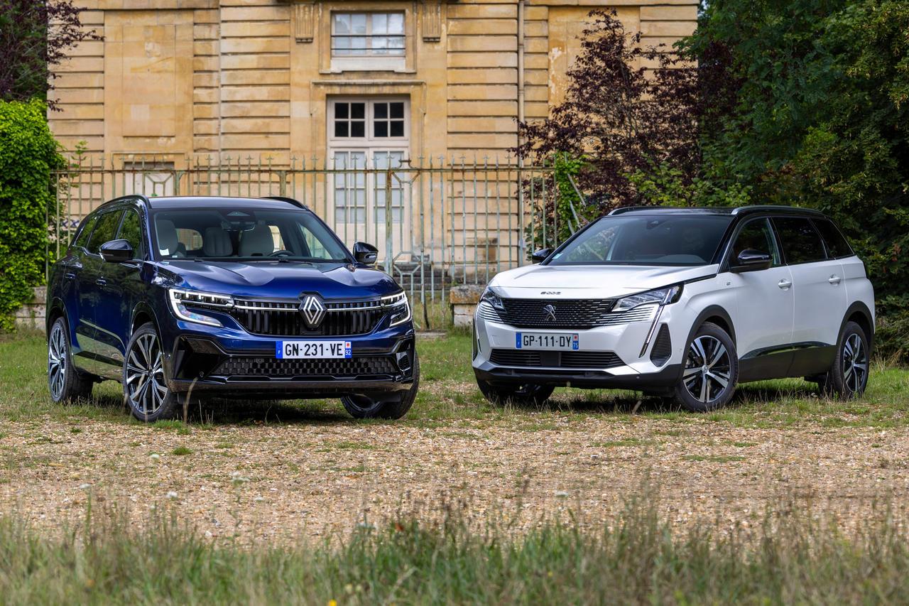 Essai comparatif : le Renault Espace E-Tech défie le Peugeot 5008 ...