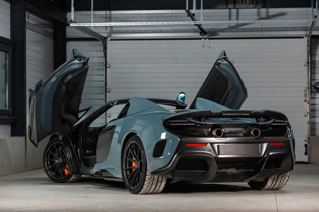 Photo 2 - Les initiales LT indiquent qu'il s'agit d'un modèle allongé ...