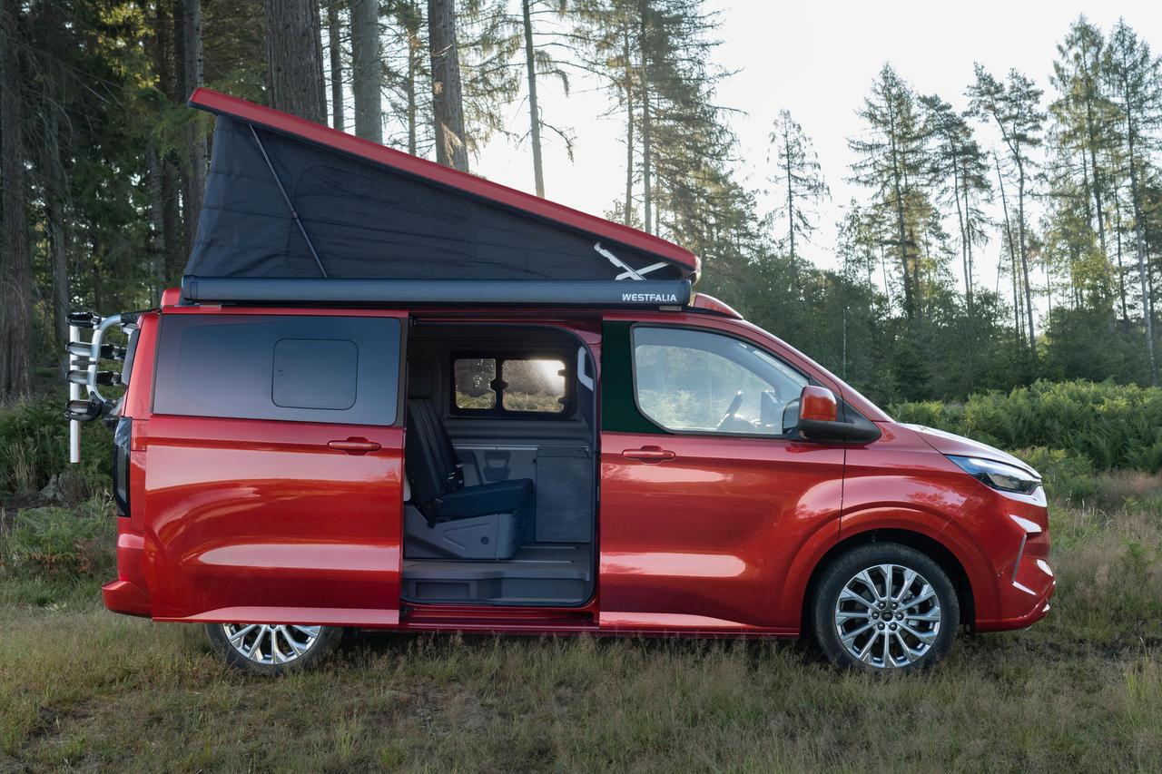 Ford Transit Custom Nugget (2023). A bord du nouveau van aménagé en vidéo