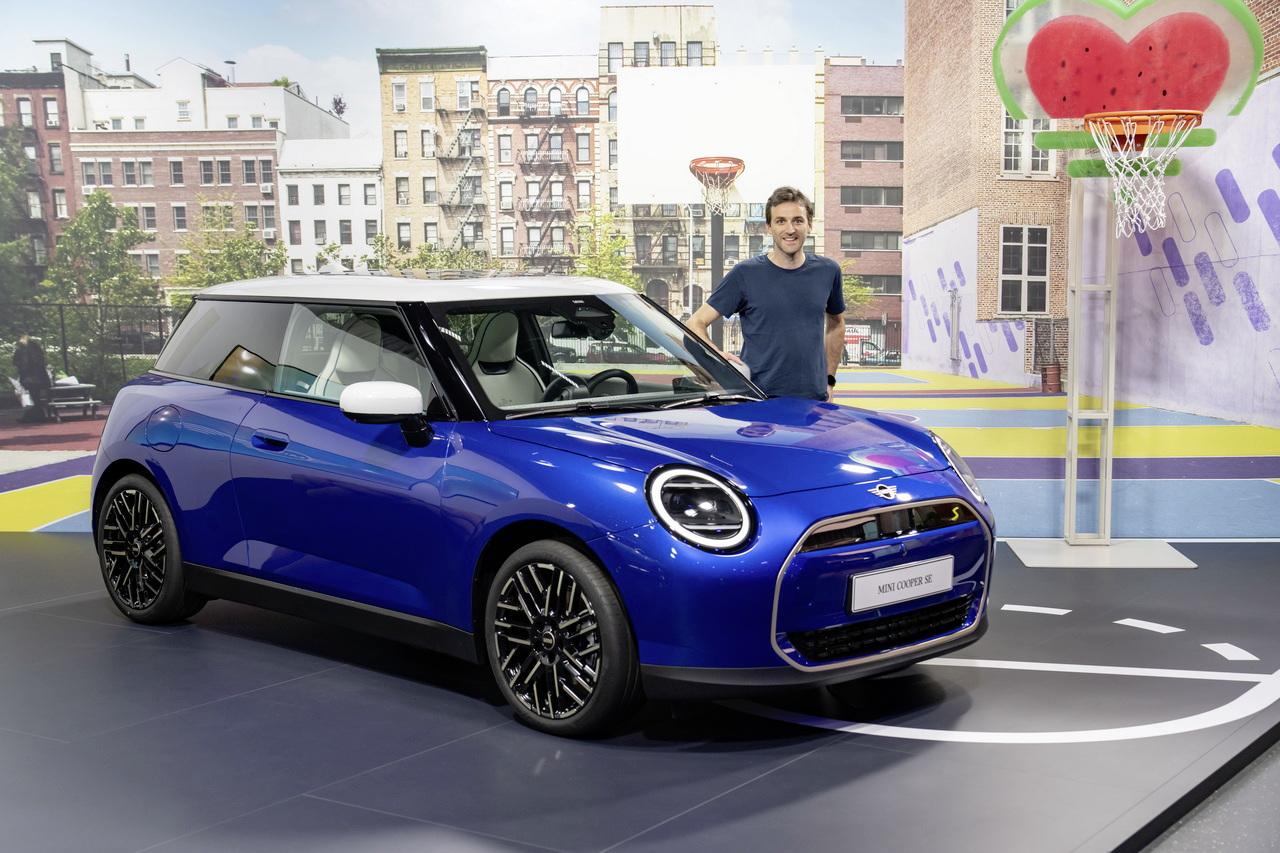 Mini Cooper SE (2024). Découvrez la nouvelle Mini électrique en vidéo