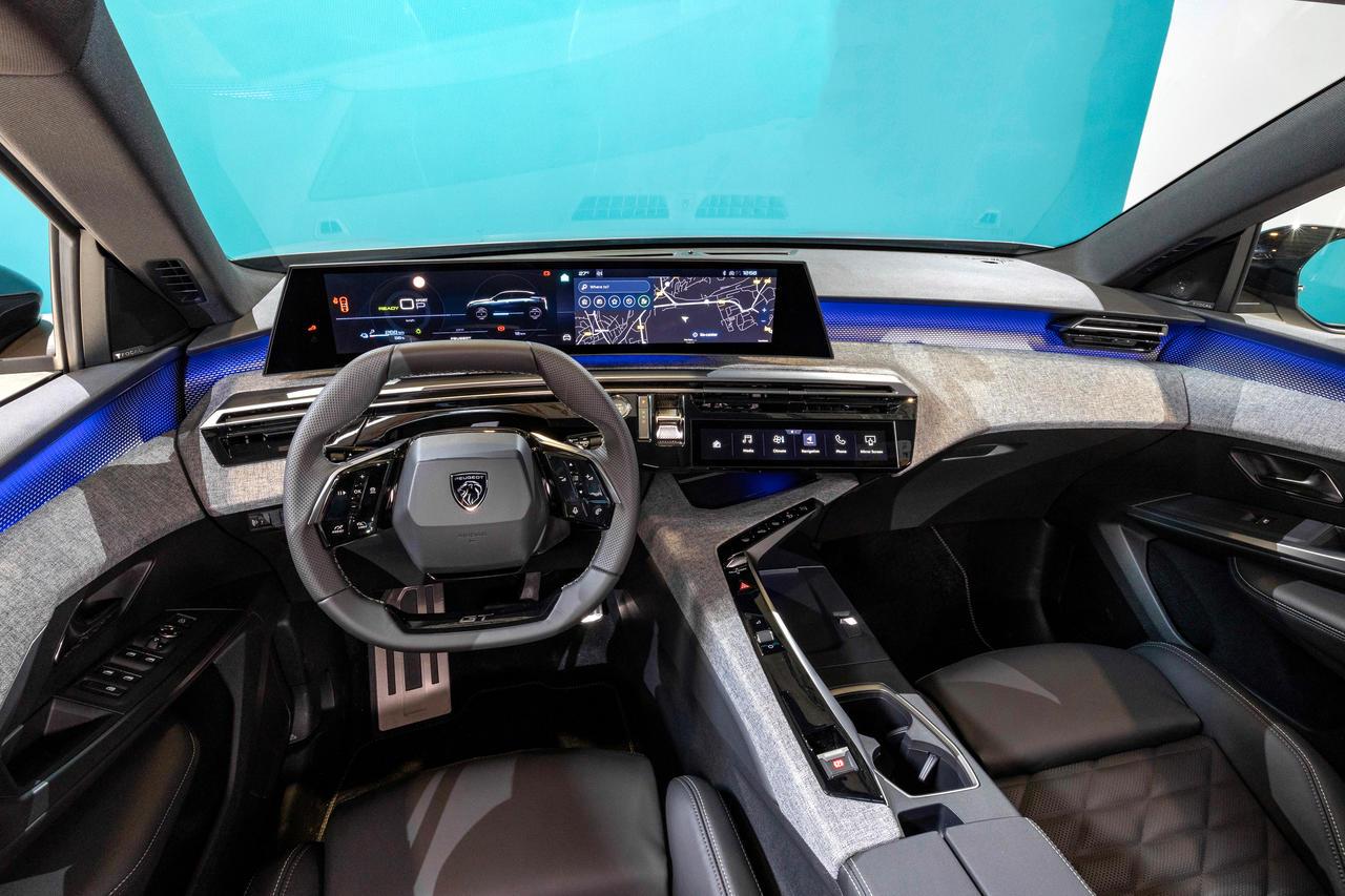 Diaporama et photos - Peugeot 3008 Panoramic i-Cockpit. Quelles ...