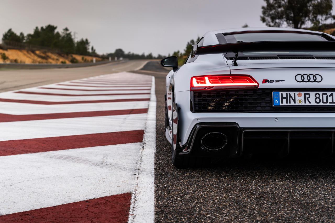Photo 11 - Audi R8 RWD GT feu AR - Essai Audi R8 V10 GT RWD. Le ...
