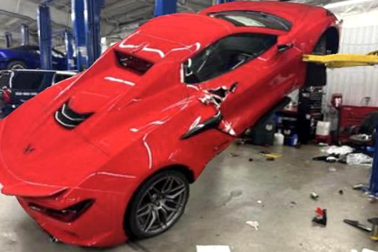 Chevrolet Corvette (2023). Chutes en série lors de révisions au garage