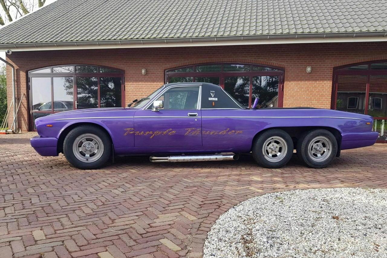 Photo 2 - Il est le seul exemplaire à se doter d'un double essieu à l ...