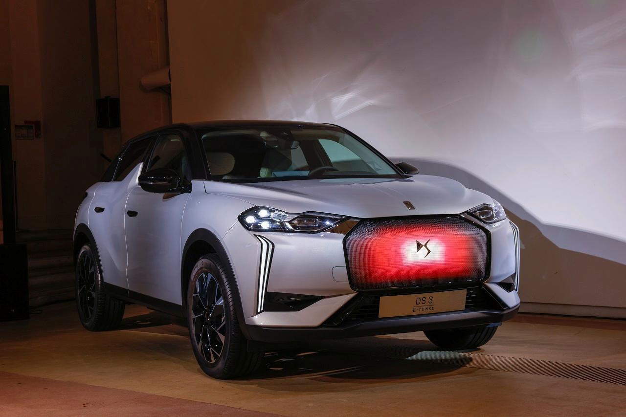 Diaporama et photos - DS 3 (2023). Le petit SUV électrique se pare d ...
