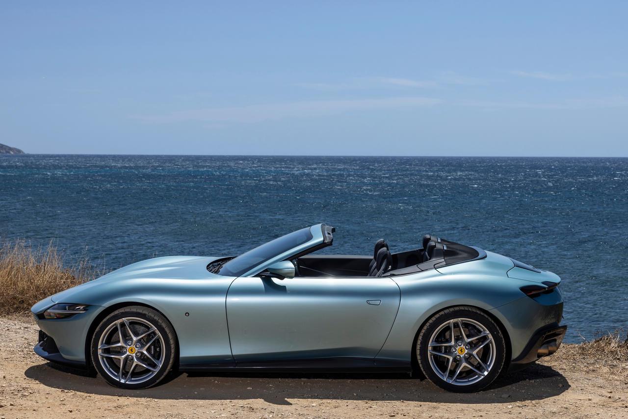 Photo 24 - Essai Ferrari Roma Spider (2023) : apothéose esthétique