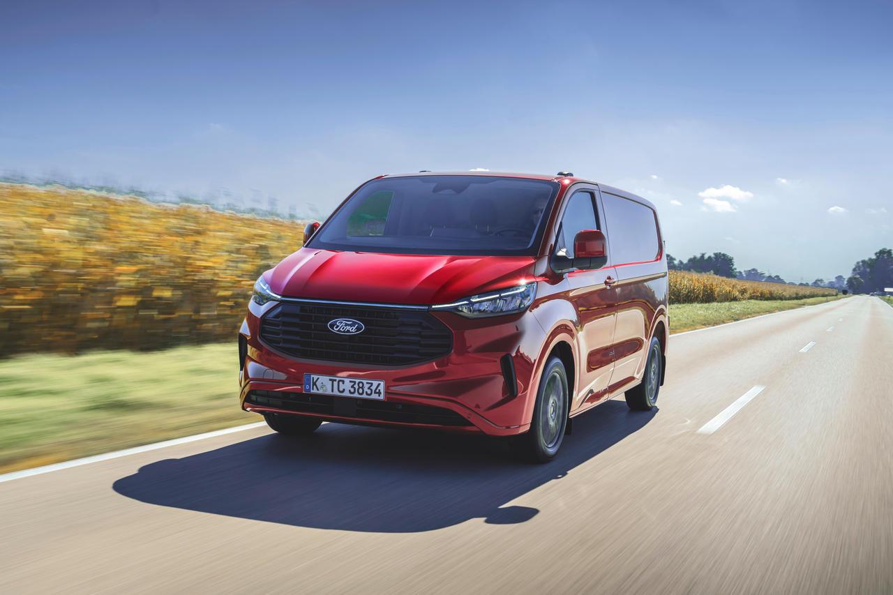 Diaporama et photos - Essai Ford Transit Custom (2023). Nouvelle référence des fourgons compacts ...