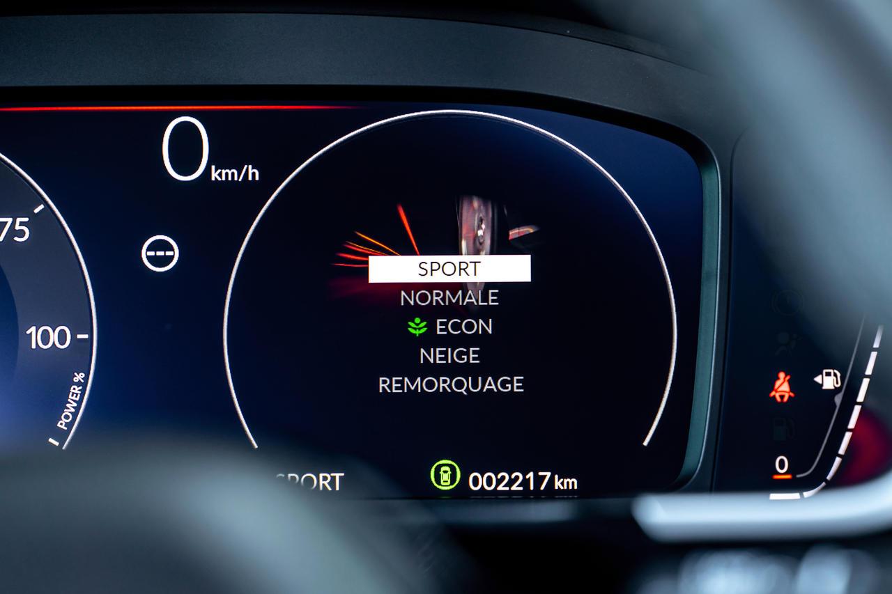 Photo 22 - Prix, fiche technique, essai : retrouvez notre avis sur le nouveau Honda CR-V hybride ...