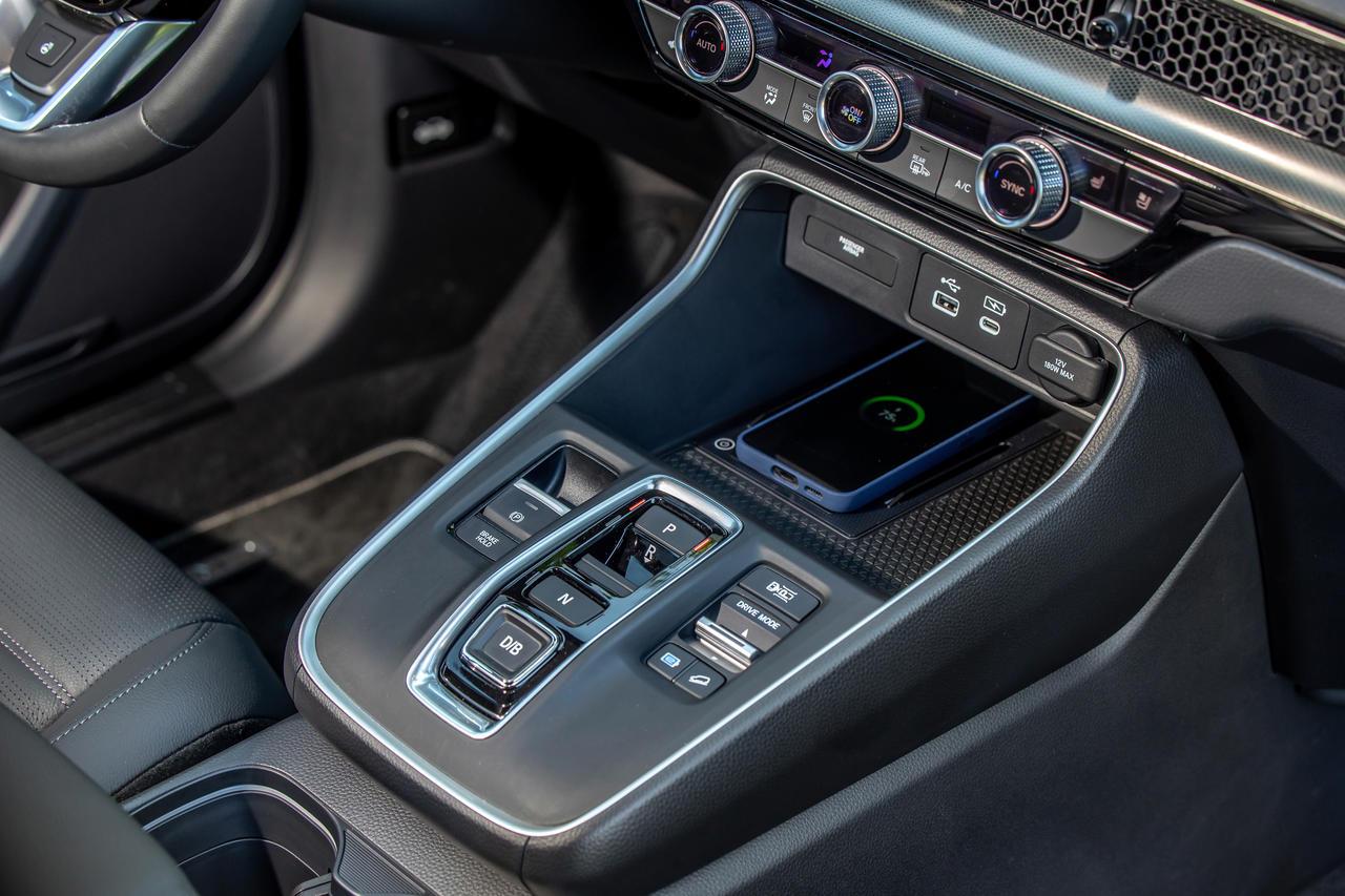 Photo 23 - Prix, fiche technique, essai : retrouvez notre avis sur le nouveau Honda CR-V hybride ...