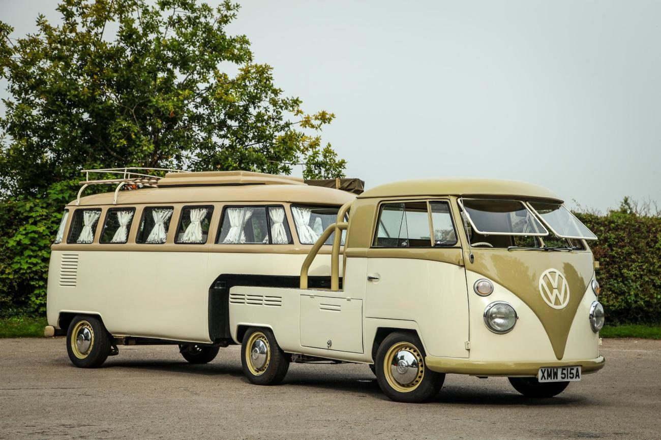 Diaporama et photos - Deux Volkswagen Combi réunis pour former un ...