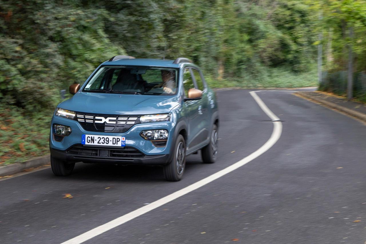 Photo 10 - dacia spring test essai - Essai Dacia Spring 45 et 65 ...