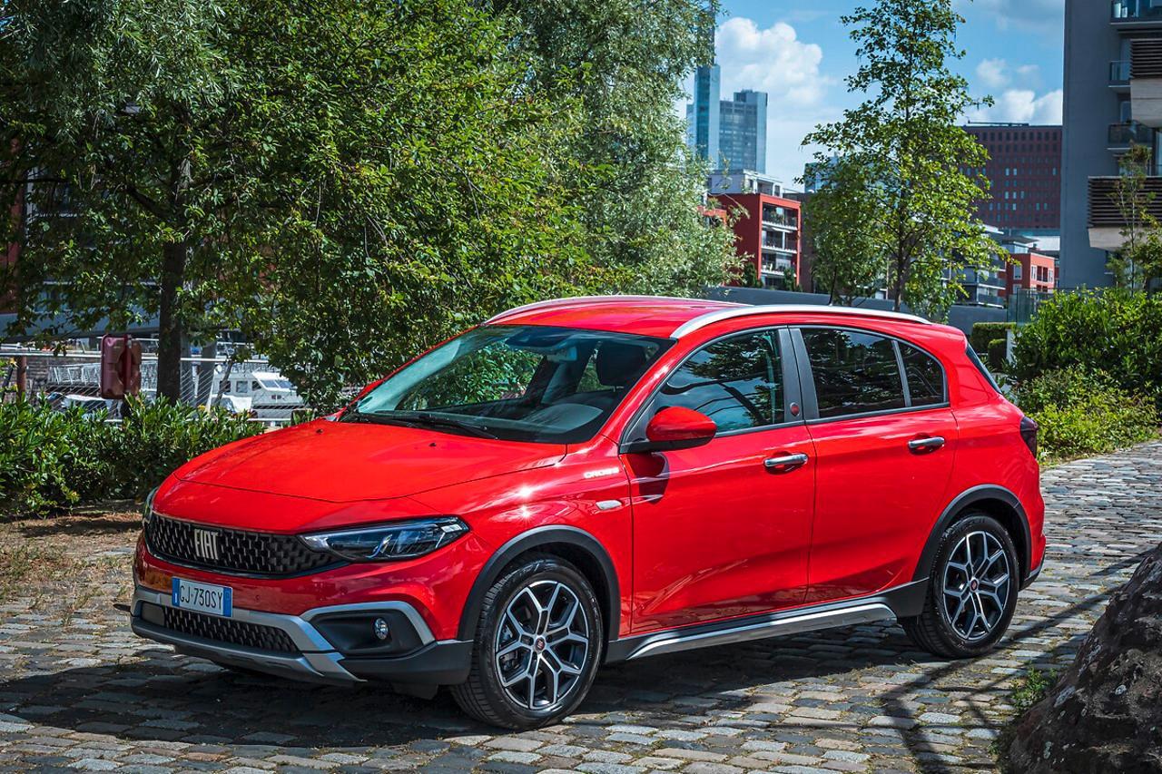 Diaporama et photos - Fiat Tipo et 500X. Remplacées en 2025 par un SUV ...