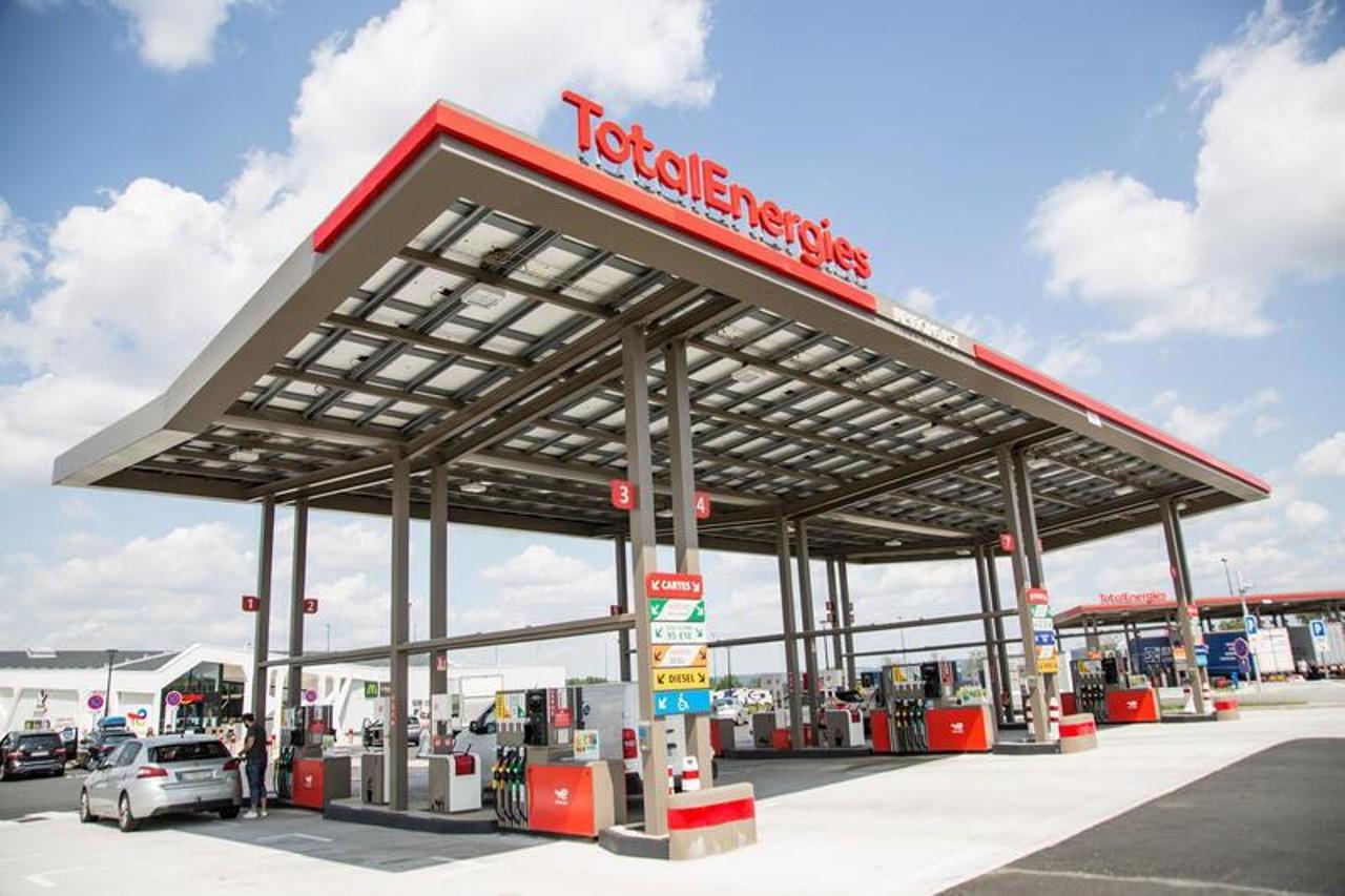 Carburants. TotalEnergies prolonge son plafonnement des prix jusqu'à ...