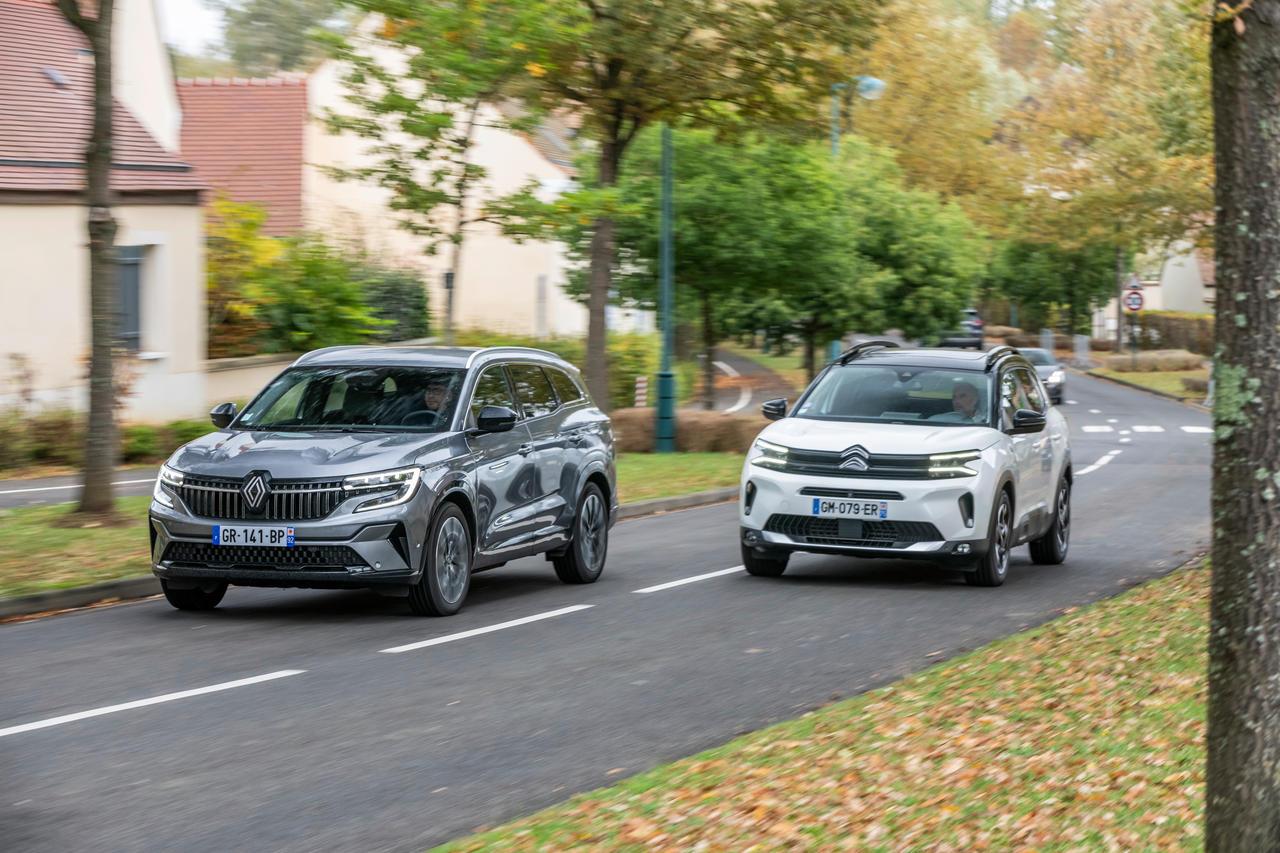 Diaporama et photos - Essai comparatif. Le Renault Espace (2023) défie ...