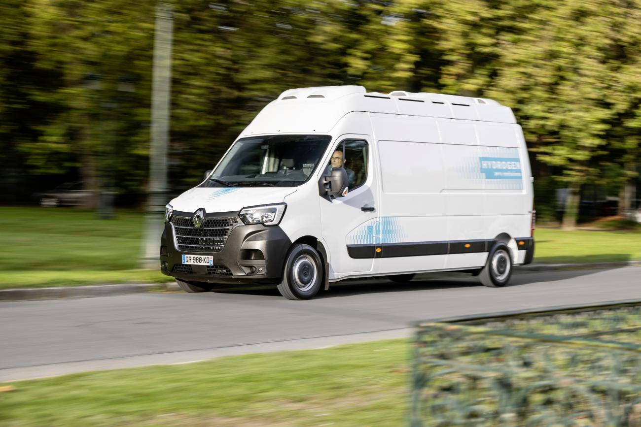 Essai Renault Master H2-Tech : une étape vers l'hydrogène de série