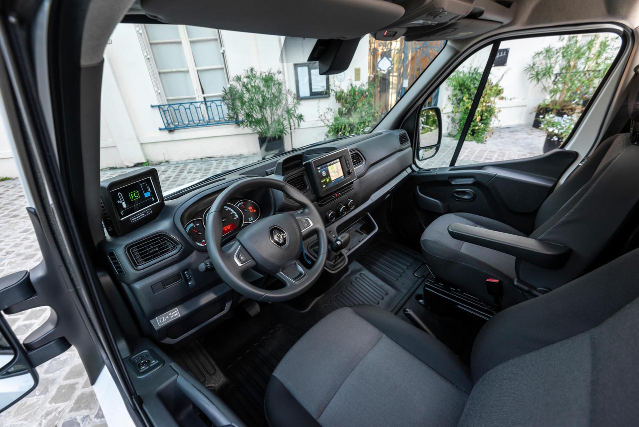 Diaporama et photos - Essai Renault Master H2-Tech : une étape vers l'hydrogène de série | L'Argus