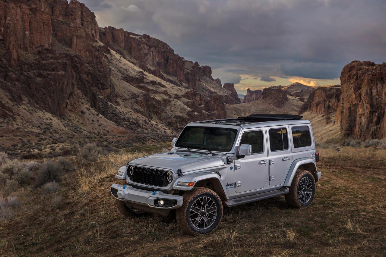 Photo 2 - L'actuel Wrangler sera proposé jusqu'en 2028. - Jeep. Les Wrangler et Grand Cherokee ...
