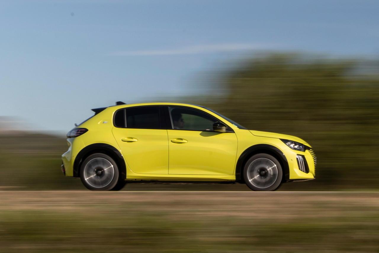 Essai Peugeot 208 électrique restylée (2023) : elle évolue en profondeur