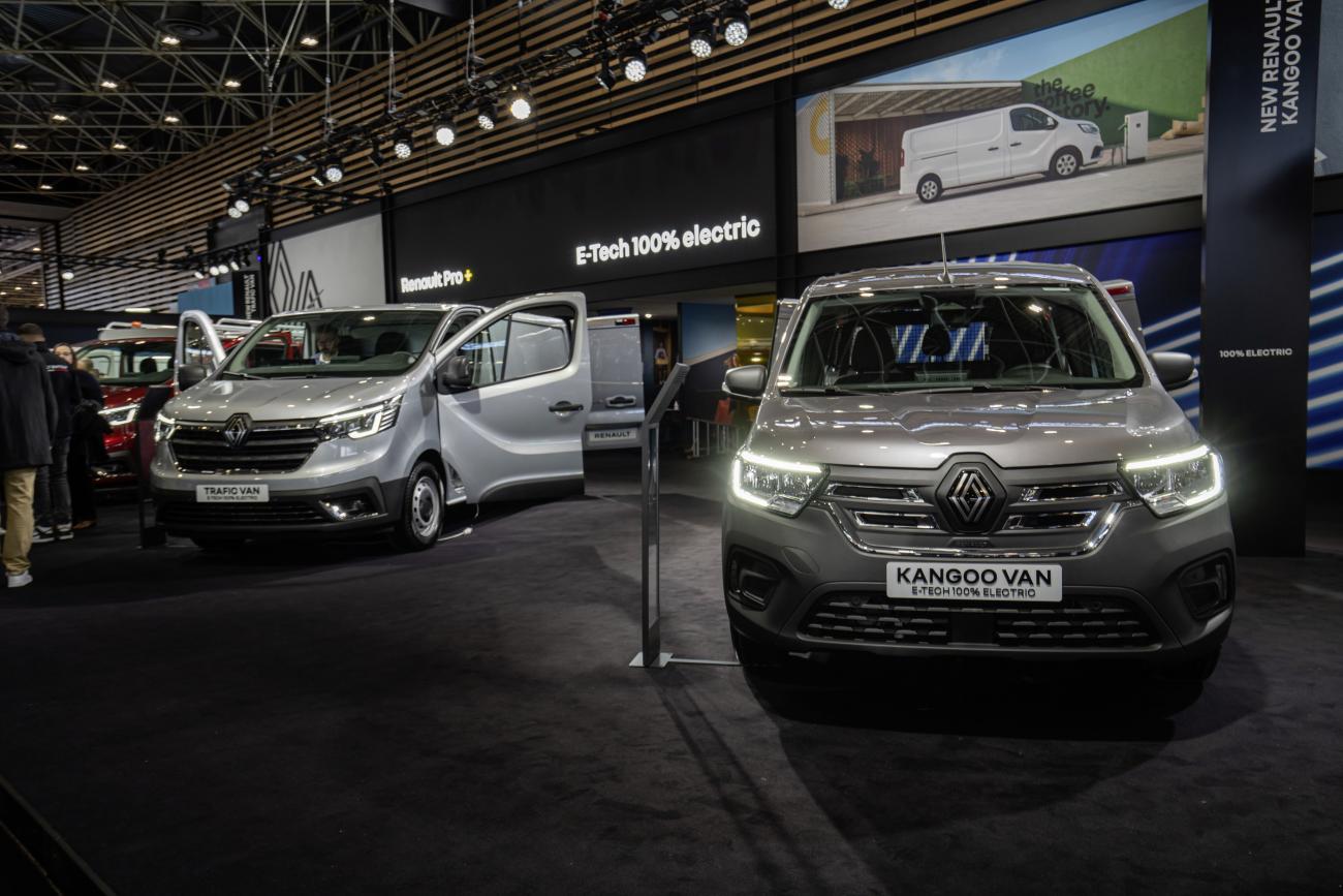 Renault. Le nouveau logo débarque sur toute la gamme de véhicules ...