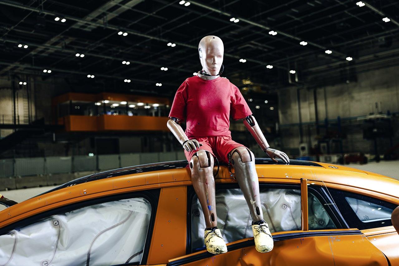 Mercedes. Dans les coulisses de son centre pour la sécurité des véhicules