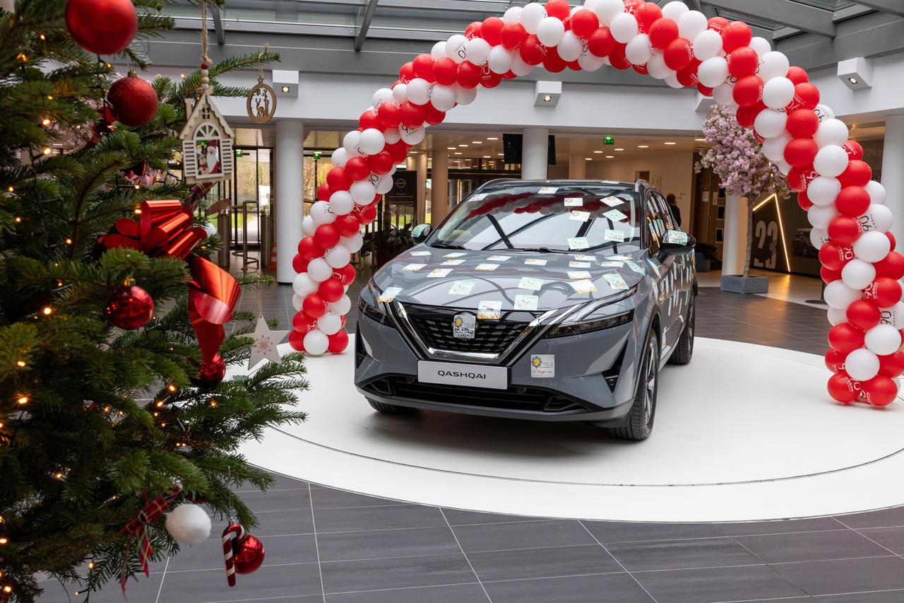 Photo 2 - nissan 90 ans qashqai - Saga. Nissan célèbre ses 90 ans avec ses distributeurs et ses ...