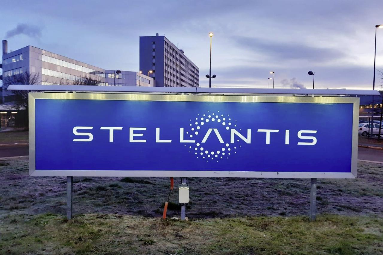 Stellantis France remanie déjà son organigramme pour revenir à une ...