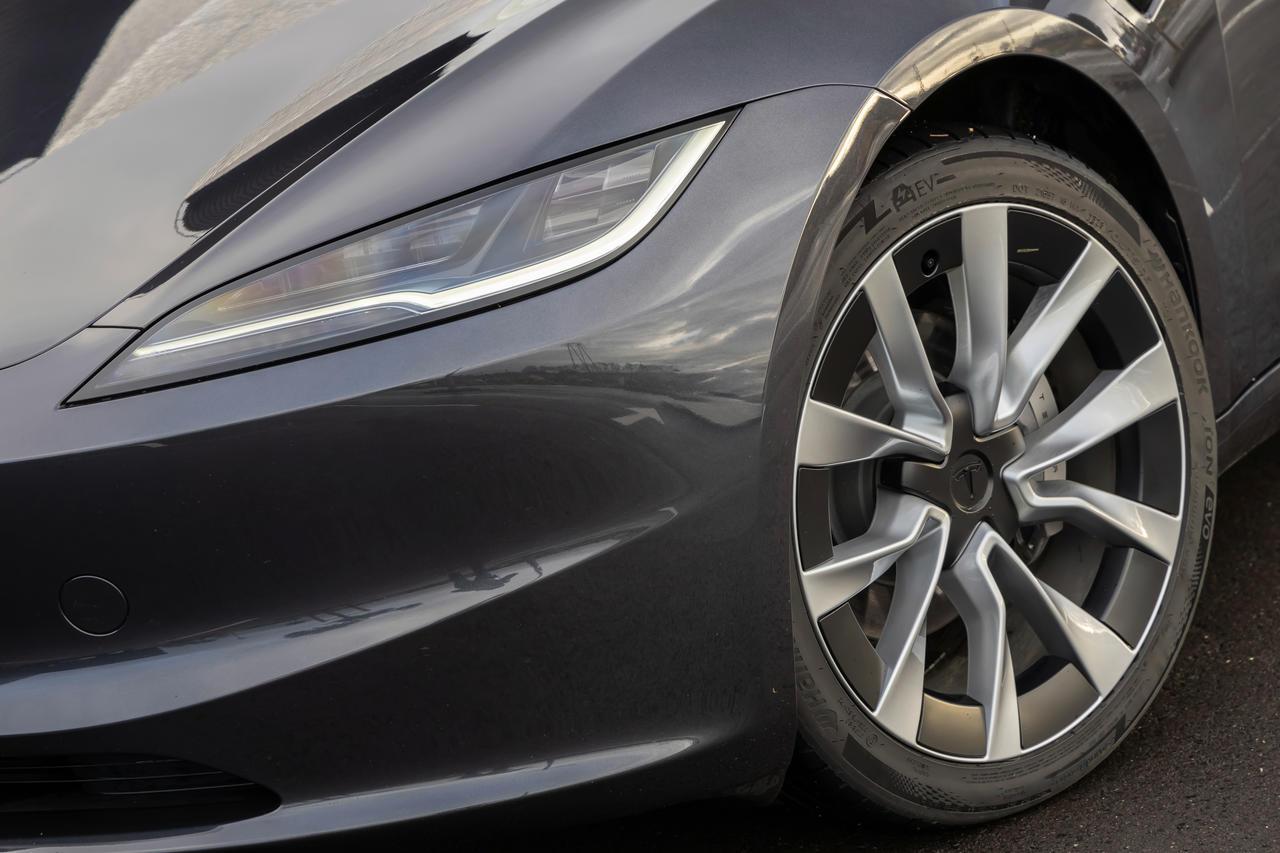 Photo 7 - Tesla Model 3 19 pouces jantes photon - Essai Tesla Model 3 ...