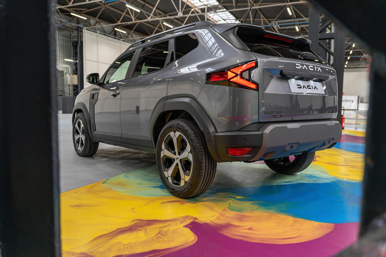 Photo 9 - Le renflement caractéristique des ailes arrière est une ...