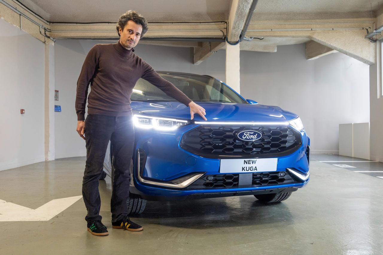 Photo 2 - La face avant a été remaniée. Elle gagne notamment un nouveau ...