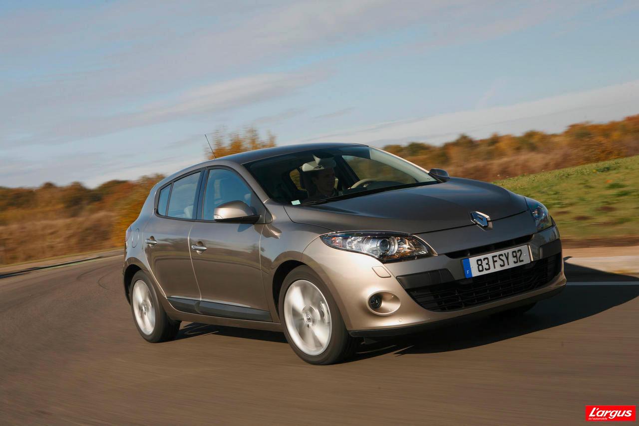 Photo 19 - Renault Mégane 3 beige - Ventes d'occasion 2023. Le top 20 ...