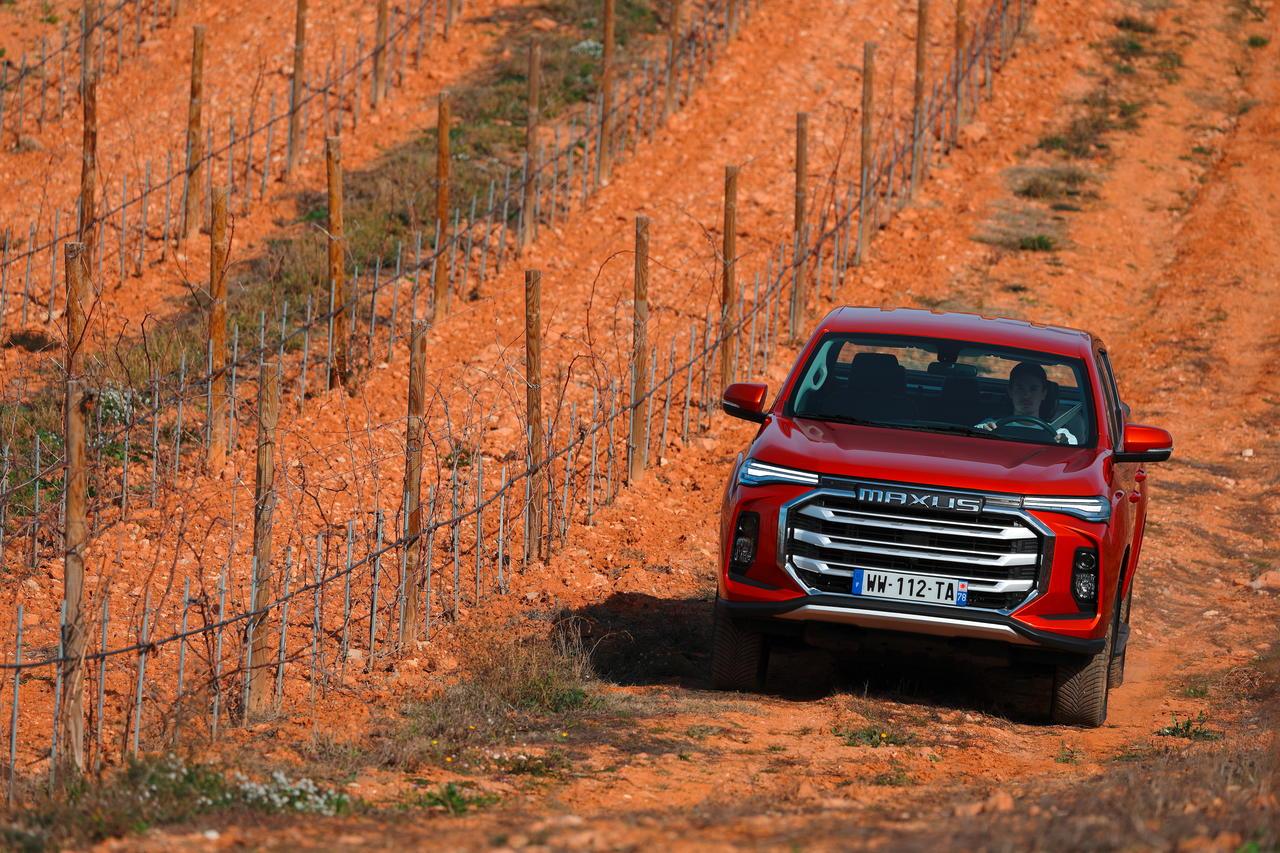 Photo 2 - test Maxus T90 EV - Essai Maxus T90 EV : un pick-up ...