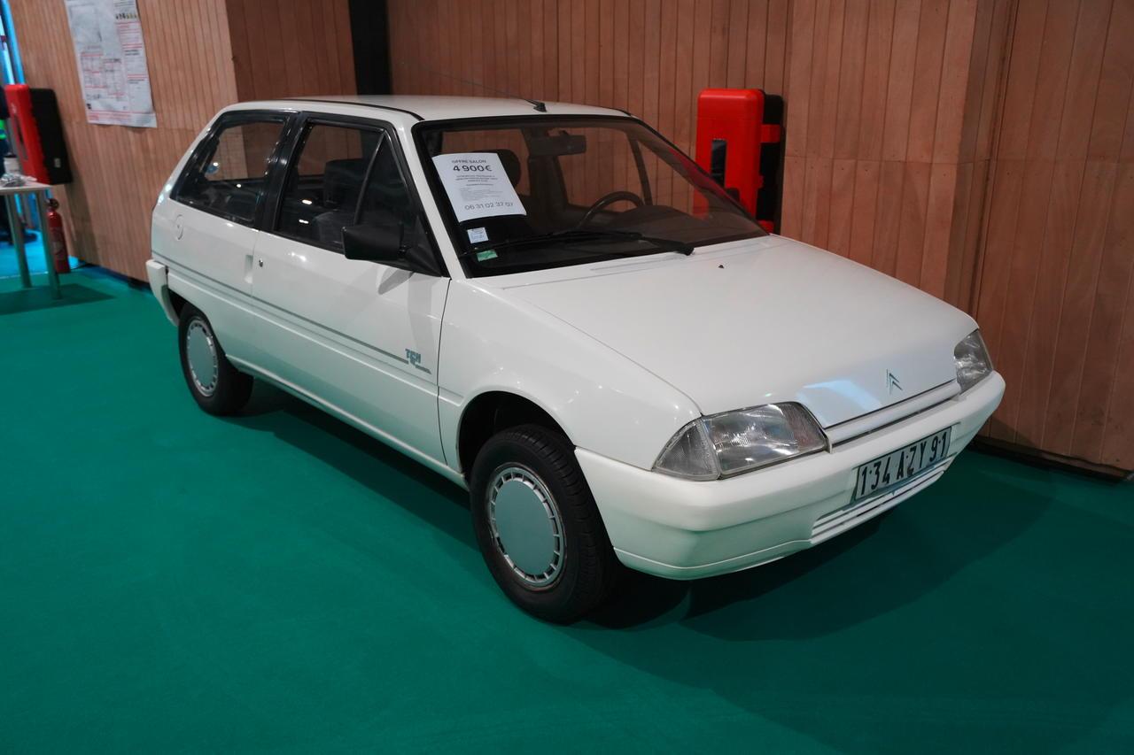 Photo 16 - Citroën AX Ten blanche - Rétromobile 2024. Nos voitures de collection « coup de cœur ...
