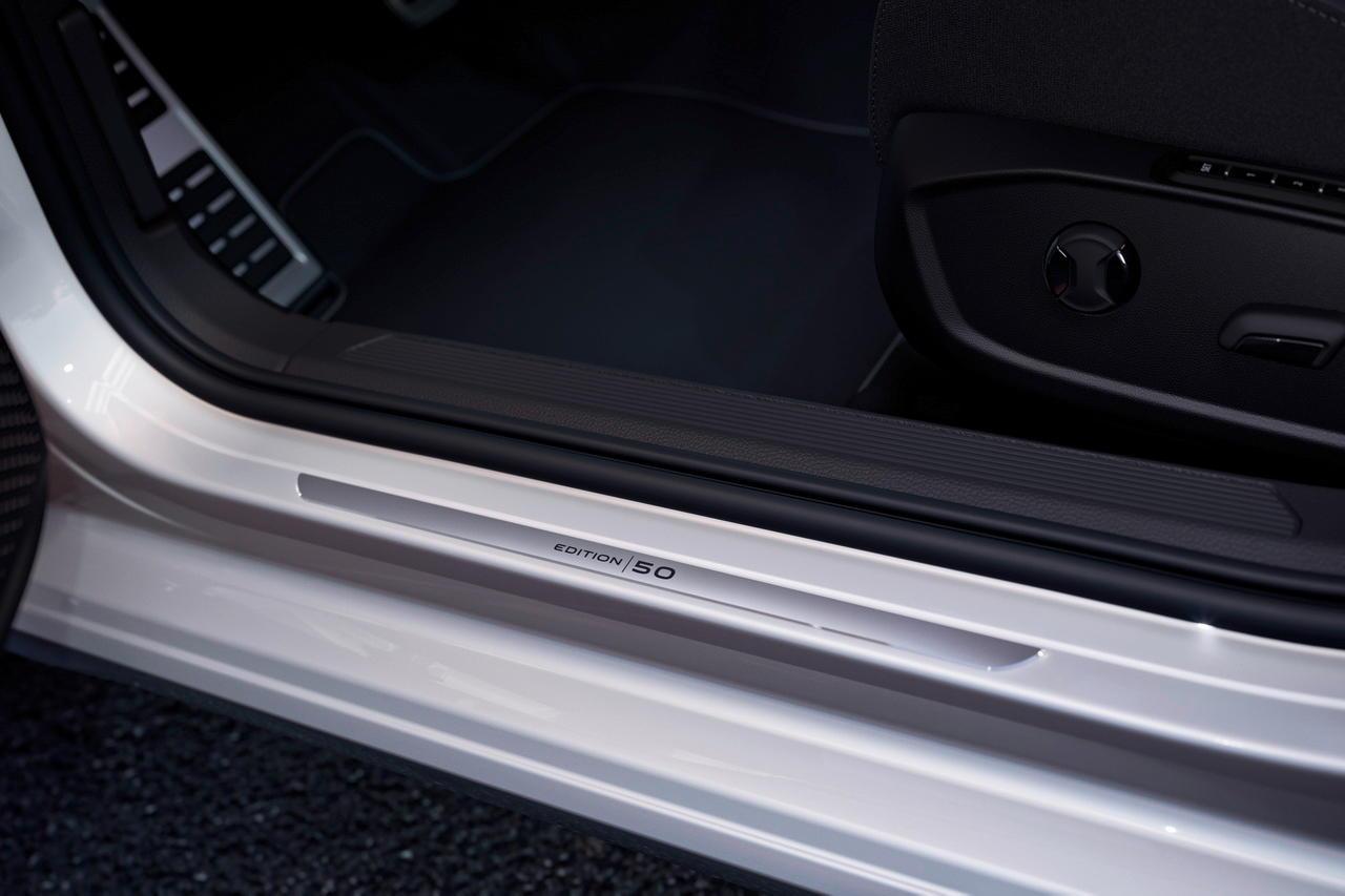 Diaporama et photos - Volkswagen Golf Edition 50 (2024). Une série spéciale pour fêter les 50 ...