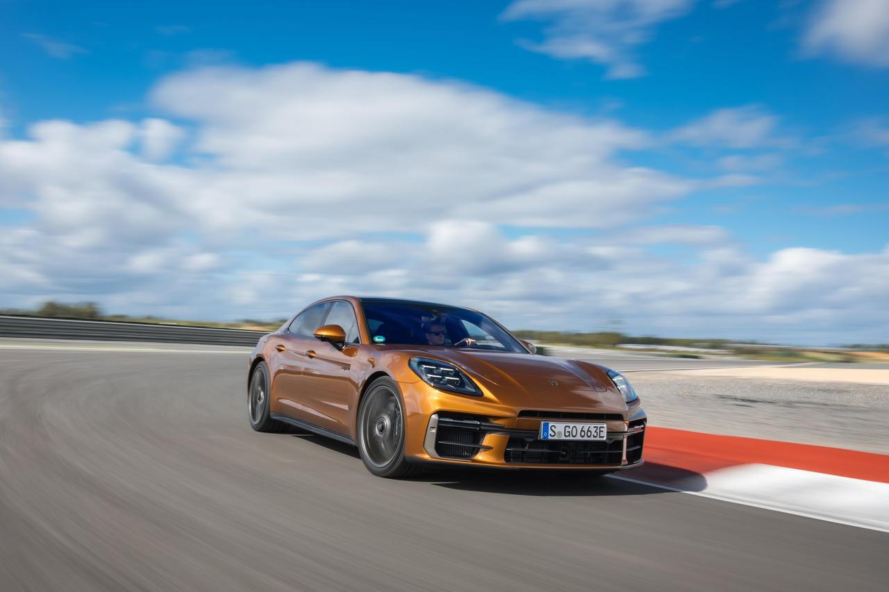 Essai Porsche Panamera (2024) : seule au monde