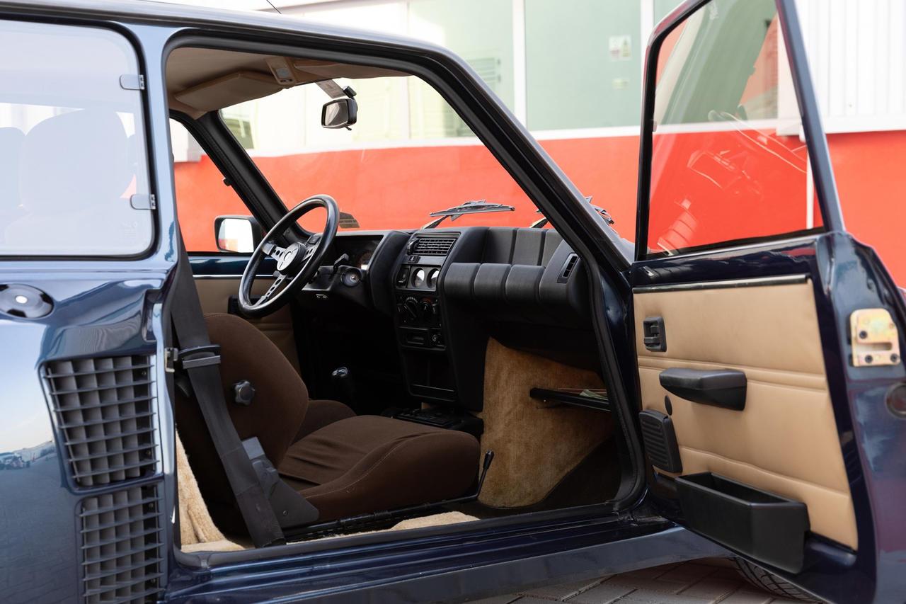 Diaporama et photos - Renault 5 Turbo. La citadine à moteur central ...