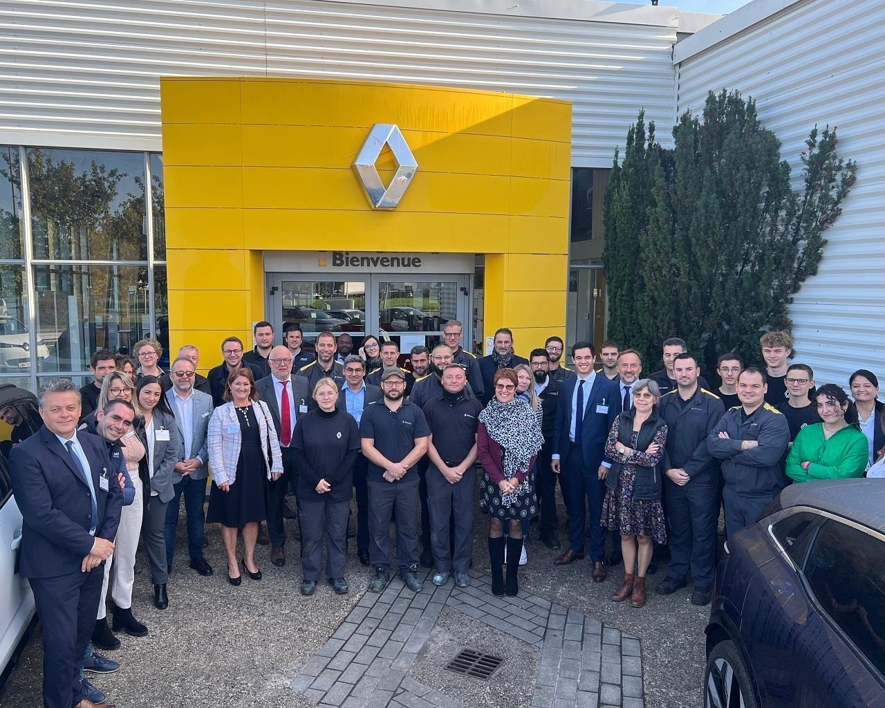 Photo 3 - Réseau Renault agent marque - Renault crée un poste pour ...