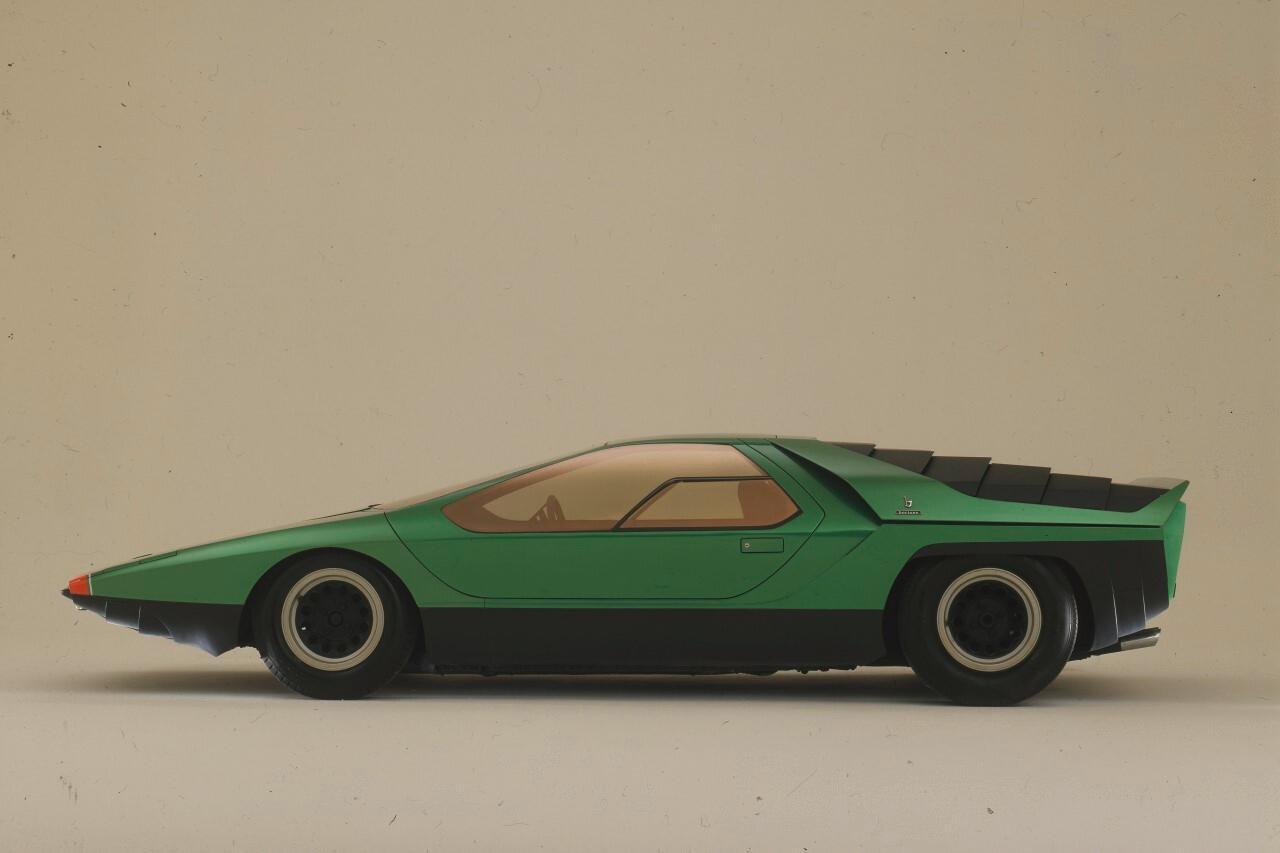 Photo 5 - Le concept Alfa Romeo Carabo lança le "wedge design" dans l ...