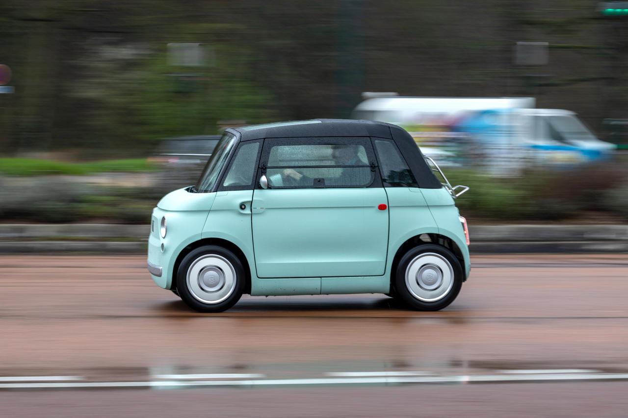 Diaporama et photos - Essai vidéo Fiat Topolino 2024. La plus craquante ...