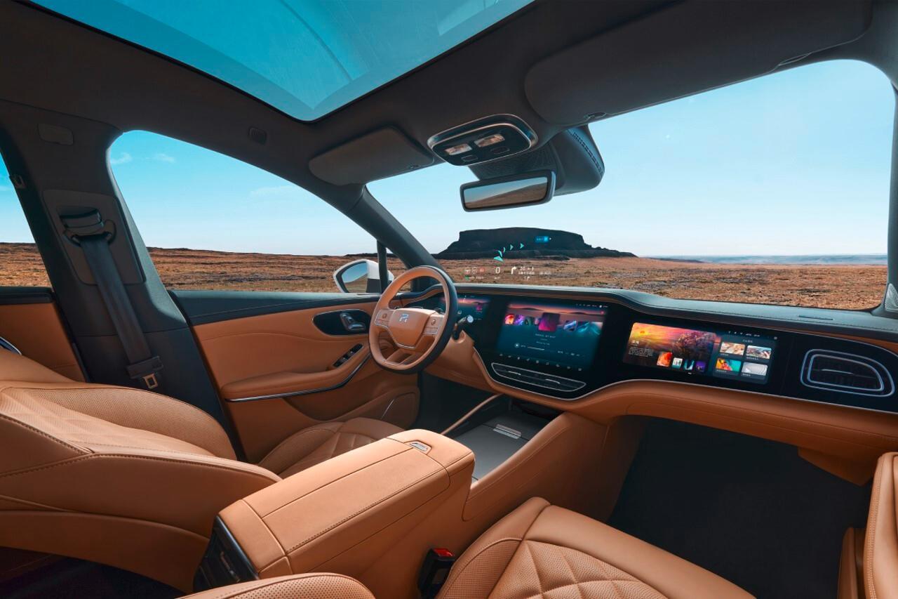 Photo 13 - Le Rising R7 ou MG S9 affiche une présentation cossue. - Des ...